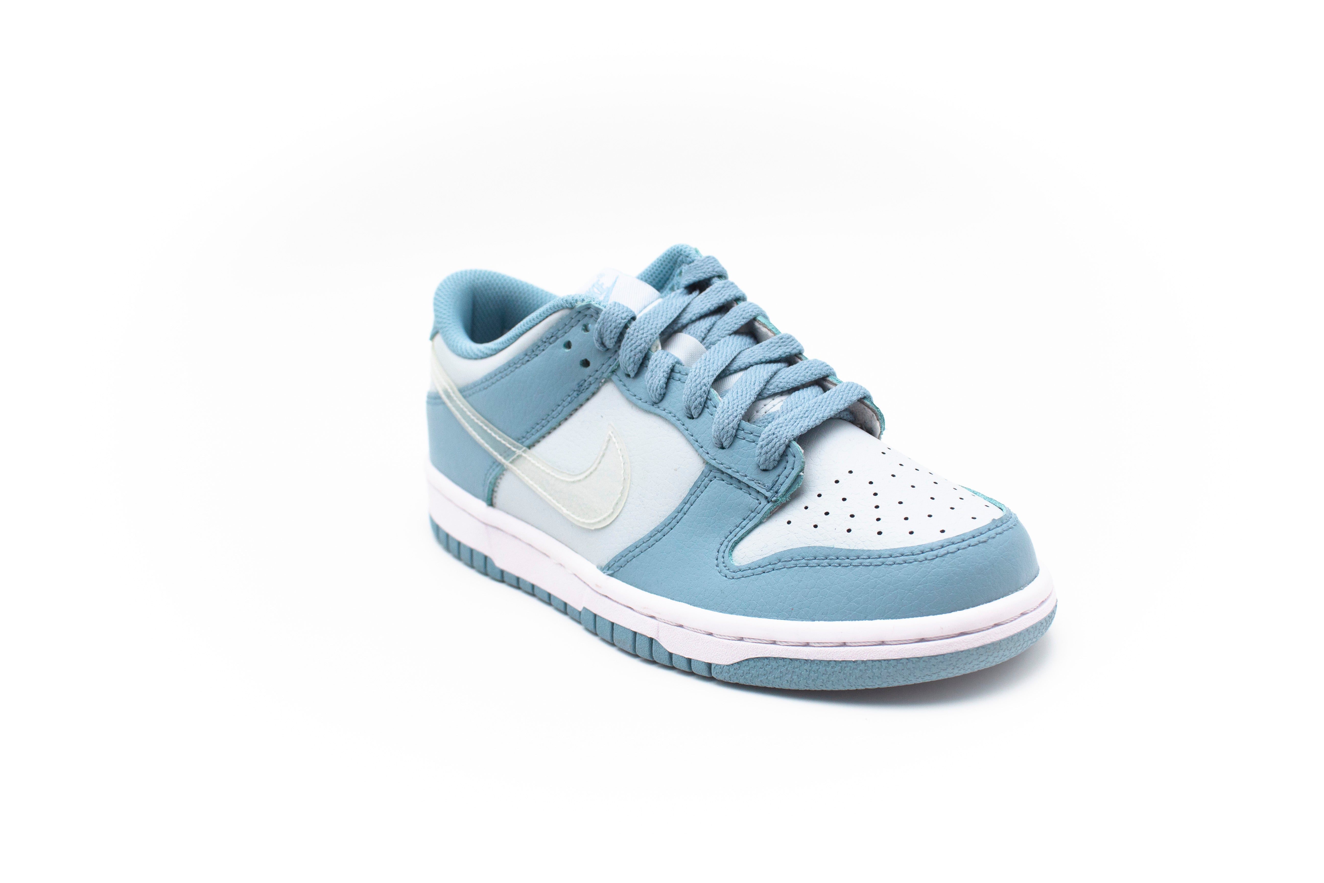 Nike – KickBox Streetwear